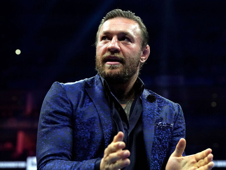 McGregor teases return annoucement for New Year's Day | theScore.com