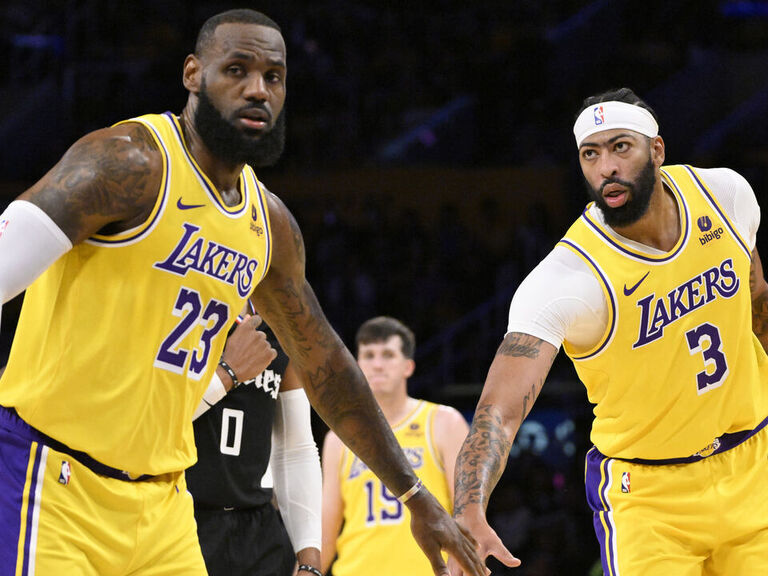 Lakers hold off Clippers in OT, snap 11-game losing streak in rivalry ...