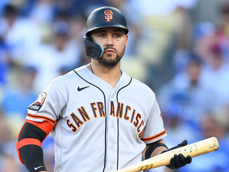 Giants' Conforto exercises $18M option | theScore.com