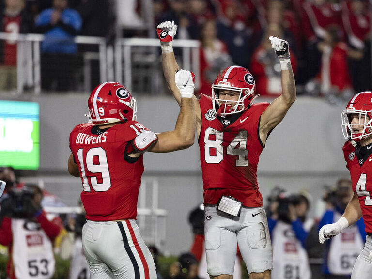 Bowers returns, Georgia routs Ole Miss to punctuate another SEC East ...