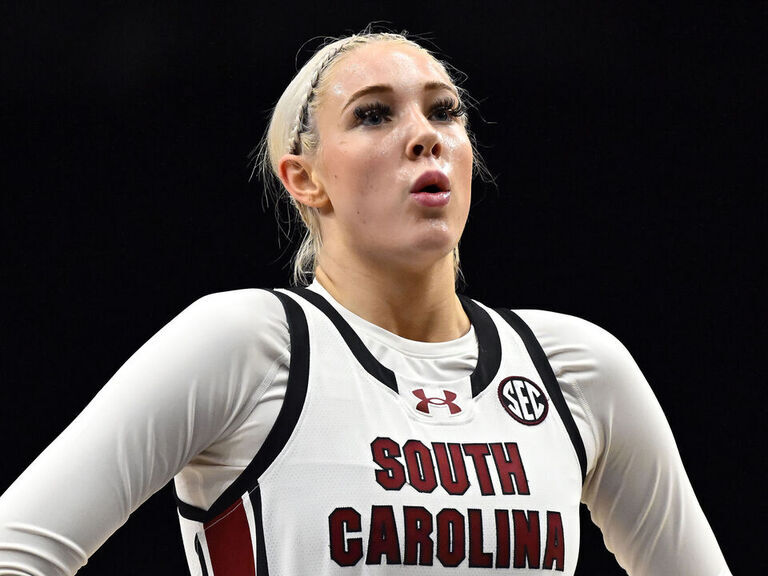 Kitts' 1st double-double leads No. 6 South Carolina over No. 14 ...
