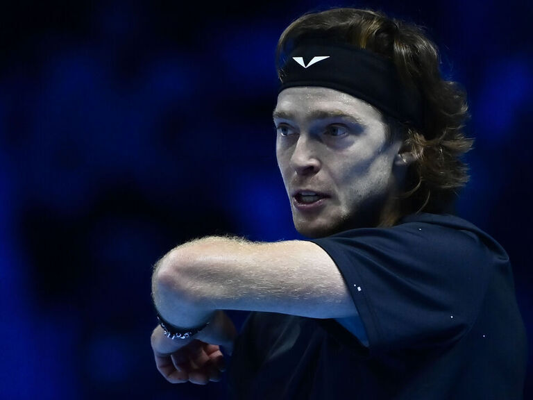 Rublev bloodies himself with racket in frustrating ATP Finals loss to ...
