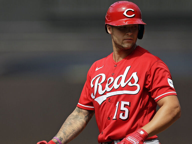 Reds non-tender former 2nd overall pick Senzel | theScore.com