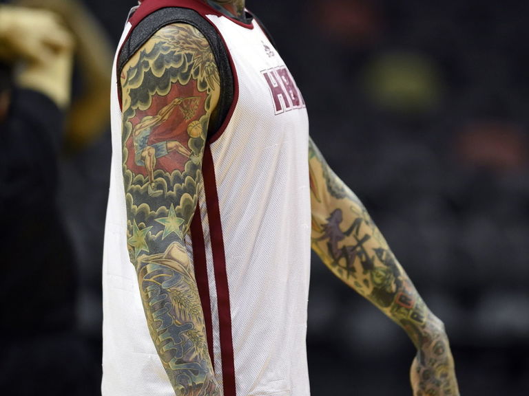 Heat re-sign Chris Andersen | theScore.com