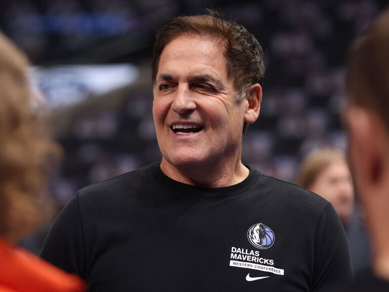 Mark Cuban: NBA 'dominates' NFL on social media | theScore.com