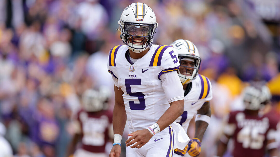 2024 NFL Draft prospect rankings: QBs | theScore.com