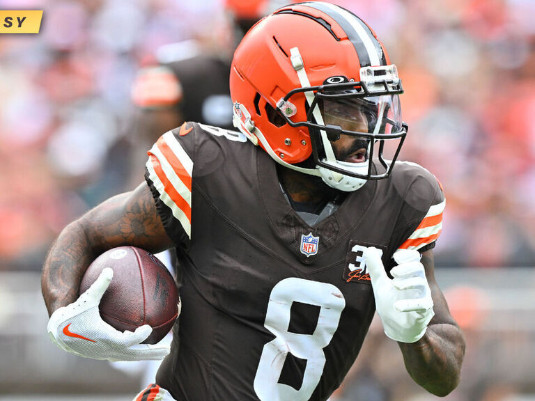 Fantasy Podcast: Top waiver-wire adds for Week 14 | theScore.com