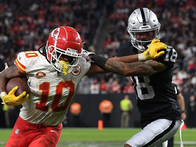 Raiders' Jones ready for Mahomes: 'You stop the magician, then the act ...