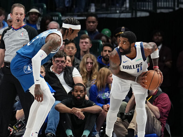 Irving's clutch 3-pointers key in Mavs' win over T-Wolves | theScore.com