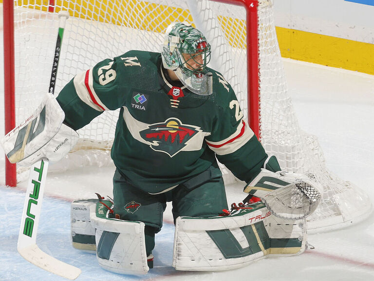 Fleury's quest to pass Roy on hold with Wallstedt set for NHL debut ...