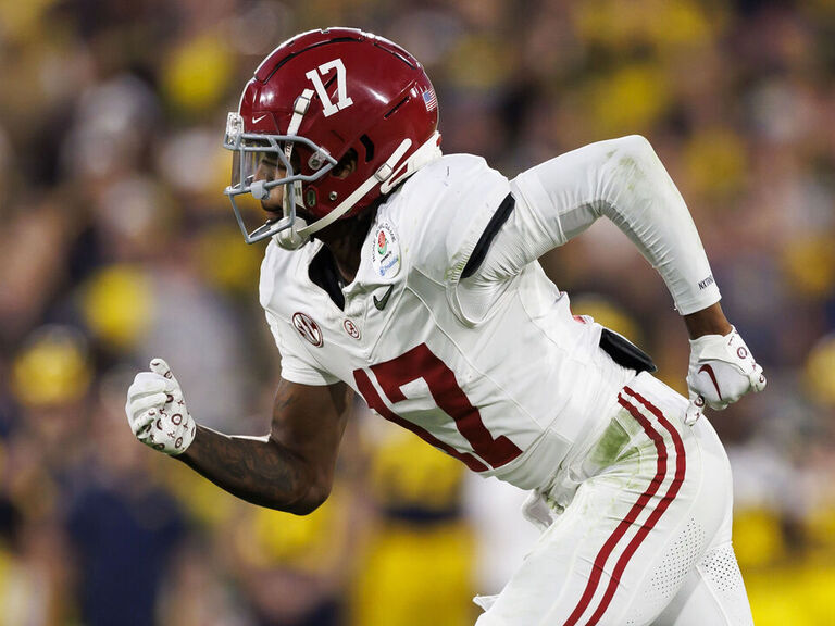 Alabama WR Bond enters transfer portal | theScore.com