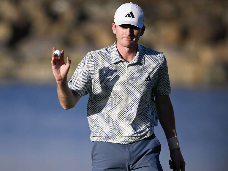 Dunlap becomes 1st amateur to win TOUR event since 1991 | theScore.com
