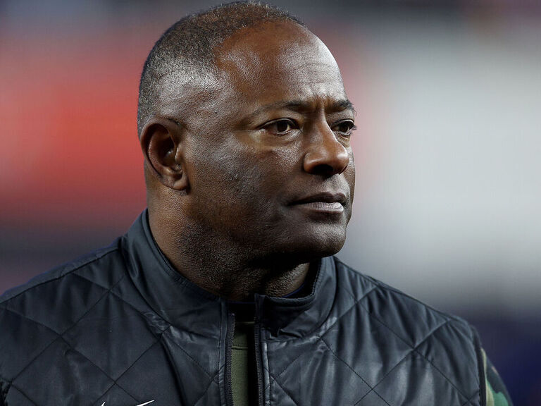 Report: Arizona to hire Babers as OC | theScore.com