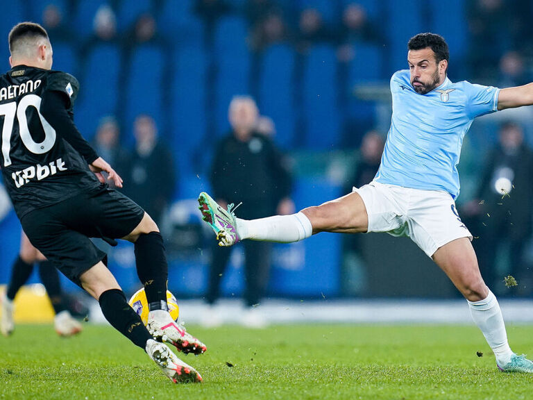 Napoli stumble again in dismal draw at Lazio | theScore.com