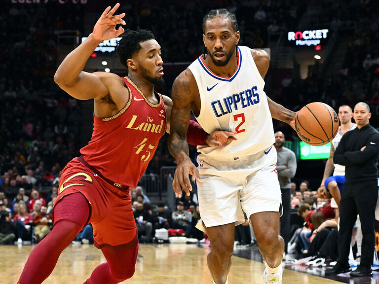 Mitchell scores 28, Allen extends double-double streak as Cavs down ...