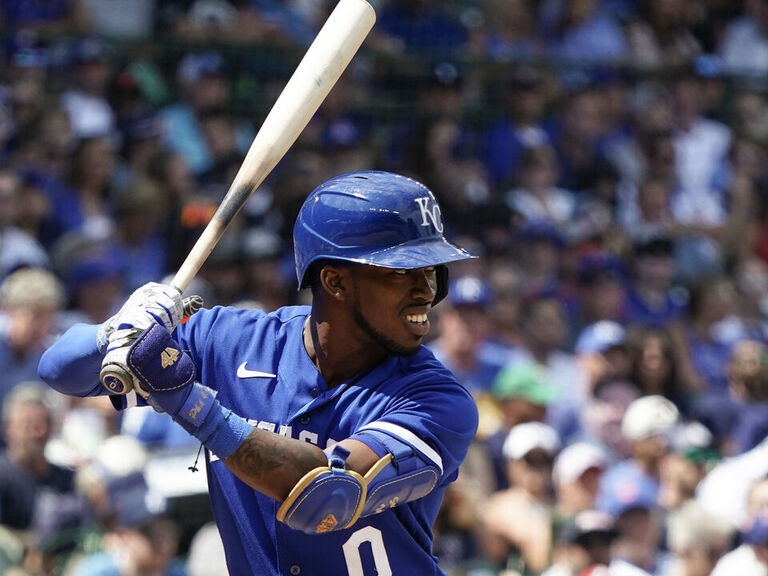 Mariners acquire utility player Samad Taylor from Royals | theScore.com