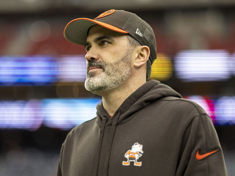Stefanski claims Coach of the Year over Ryans via tiebreaker | theScore.com