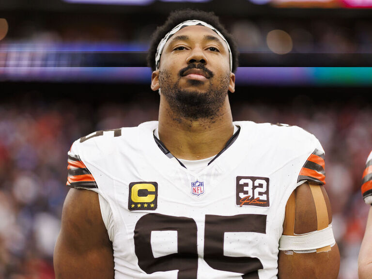 Garrett wins DPOY over Parsons, Watt | theScore.com