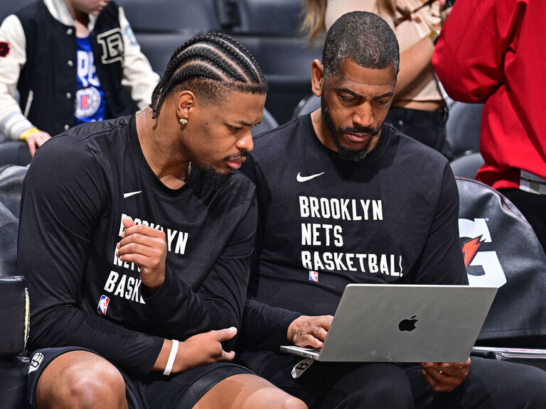 Nets dismiss Vaughn, hire Ollie on interim basis | theScore.com