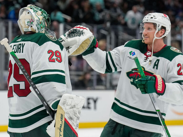 Fleury: 'I don't want to just quit' on Wild in playoff race | theScore.com