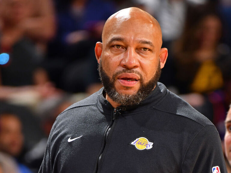 Lakers' Ham rues 'inconsistency' of refs in loss to Suns | theScore.com