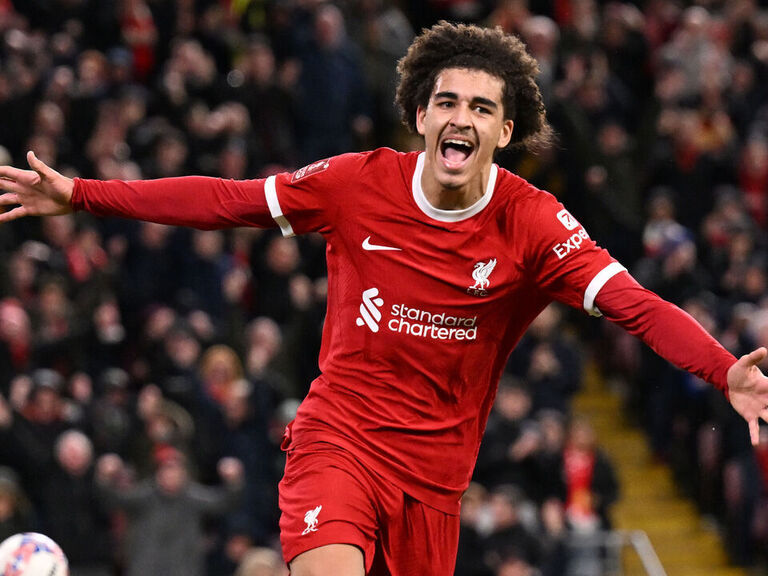 FA Cup roundup: Liverpool kids thrive, late winners for Chelsea and Man ...