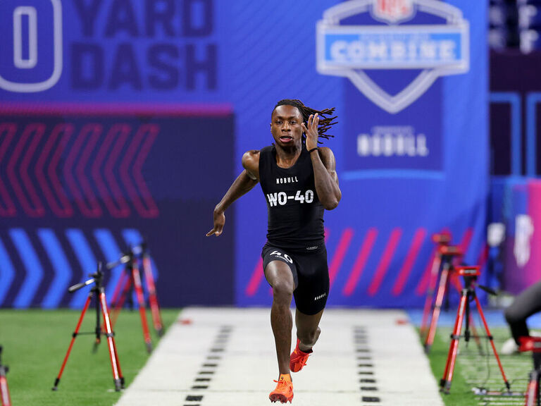 Worthy breaks 40-yard dash record with 4.21s run | theScore.com