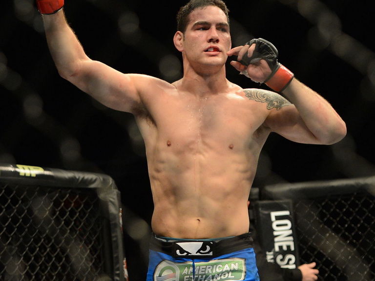 Weidman opens as strong favorite in UFC 181 bout after Belfort granted ...