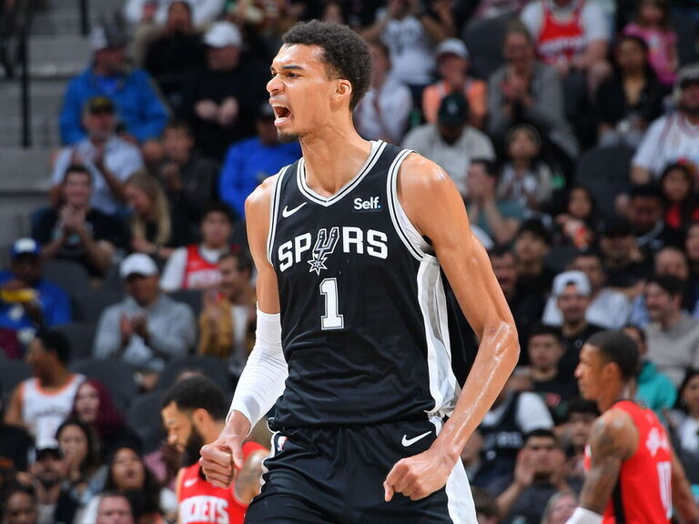 Wemby's historic rookie numbers put him in exclusive company | theScore.com