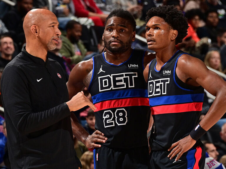 Pistons' Thompson, Stewart done for season due to injury | theScore.com