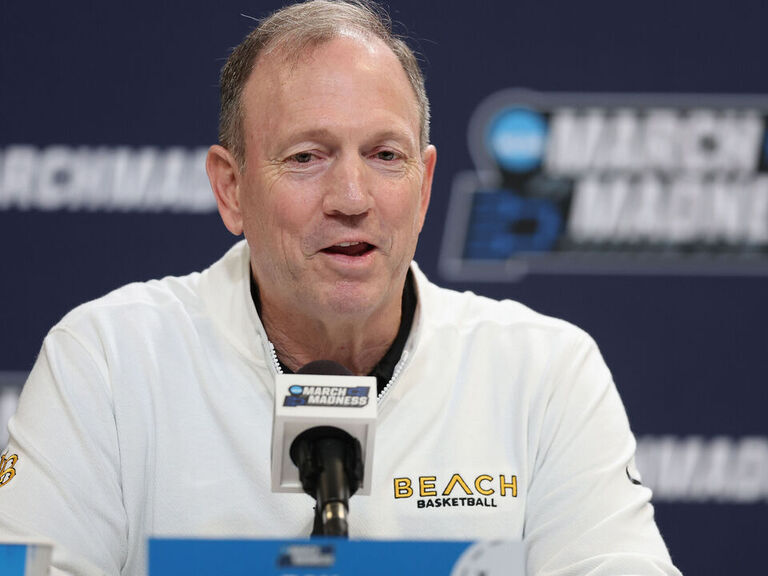 Long Beach State AD: Coach's ouster timed to inspire tourney run ...