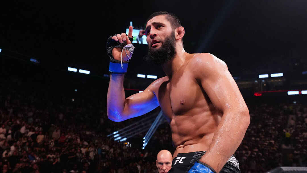 3 biggest storylines ahead of UFC 319 | theScore.com