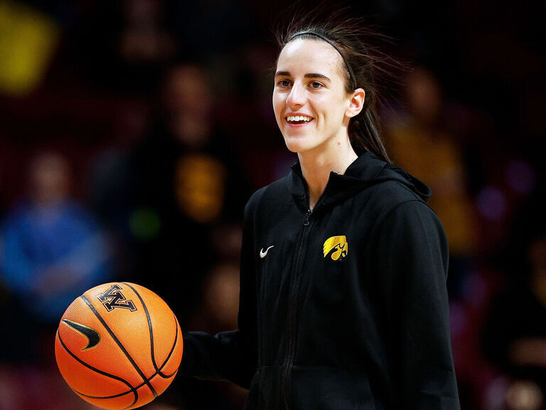 Caitlin Clark among Team USA camp roster invitees | theScore.com