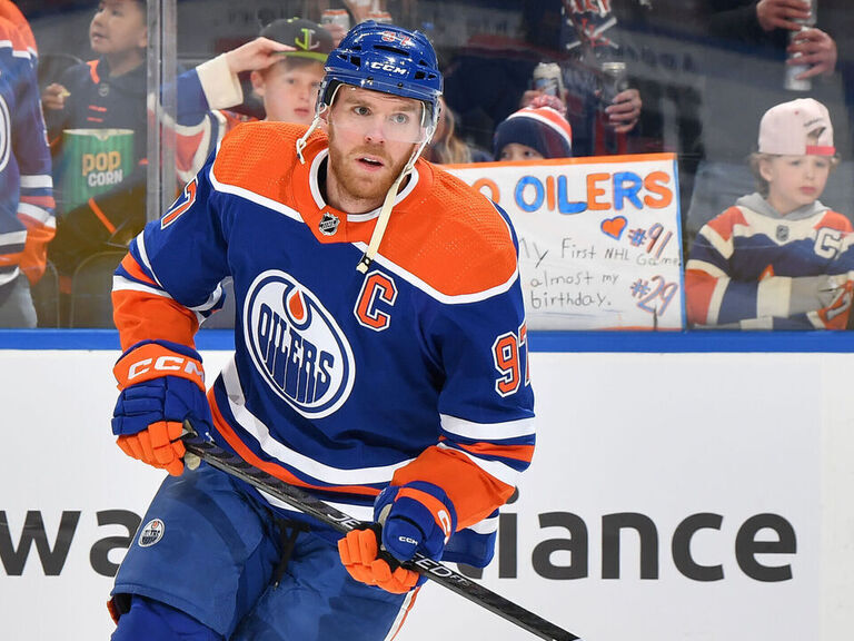 McDavid back vs. Sharks after missing 3 games | theScore.com