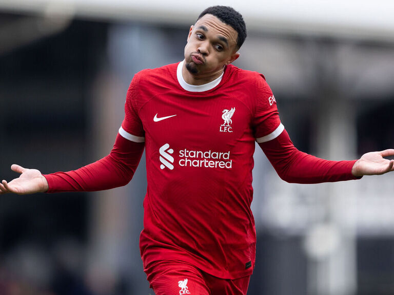 What we learned in EPL this weekend: Title race back on, Moyes under ...