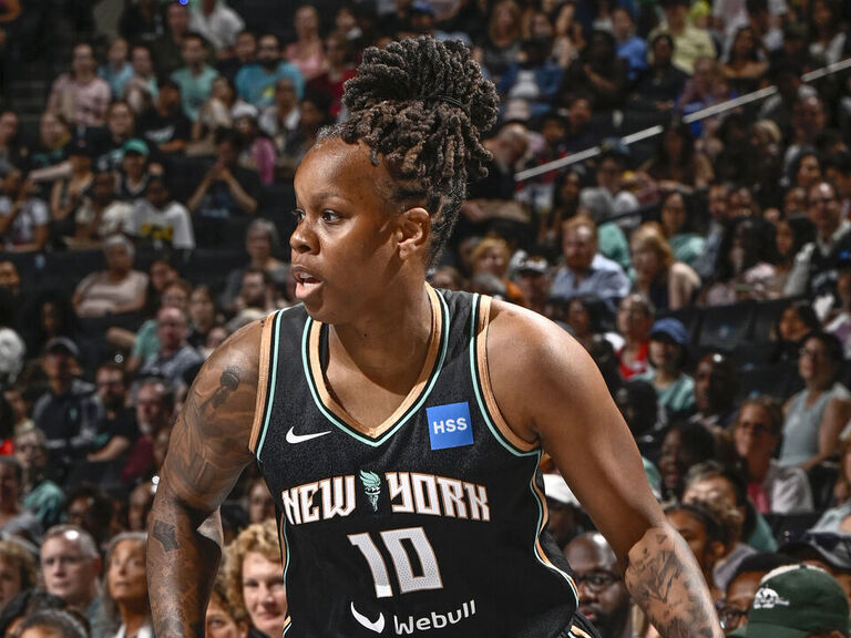Epiphanny Prince retires from WNBA after 14-year career | theScore.com