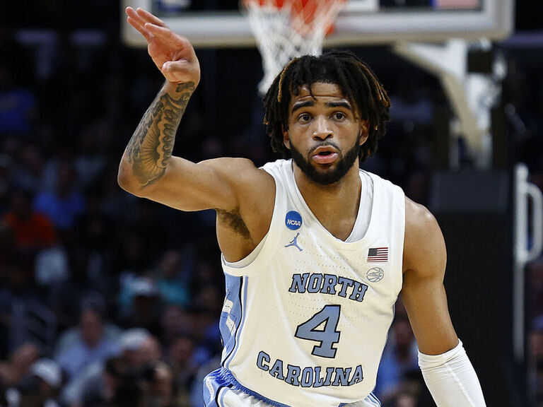 North Carolina star Davis returning for 5th year | theScore.com