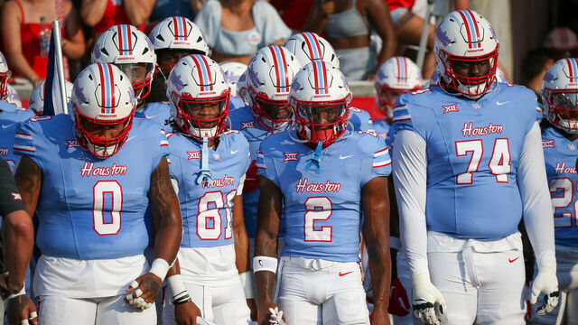 Houston adding Oilers-inspired uniforms despite NFL's cease…