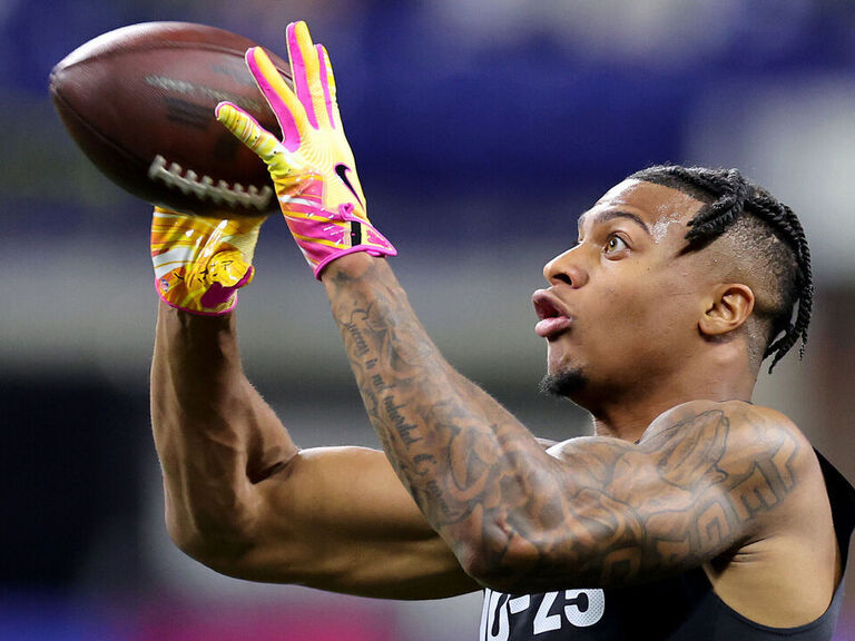 Jerry Rice 'hot' after son Brenden fell to 7th round | theScore.com