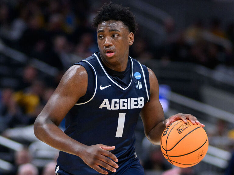 Osobor follows coach Sprinkle to Washington | theScore.com