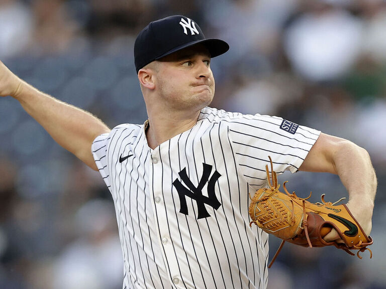 Yankees pick Schmidt to start Game 3 over Gil | theScore.com