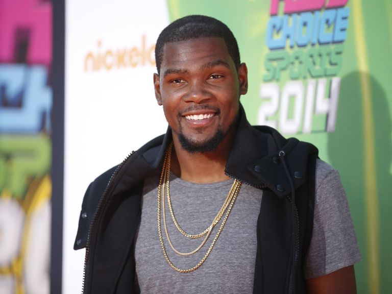 Report: Under Armour offering Durant 10-year endorsement deal worth ...