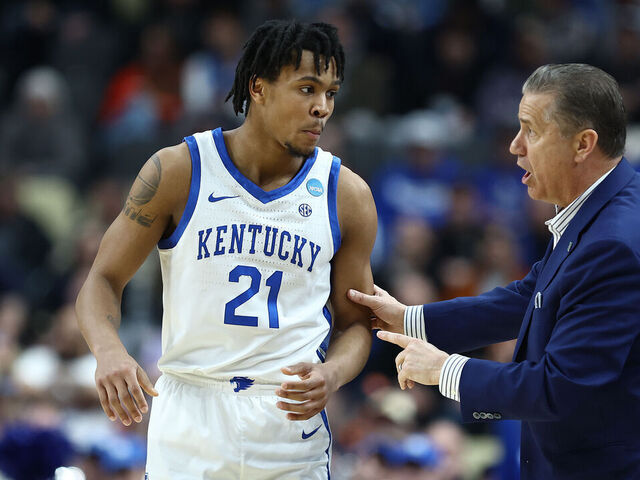 DJ Wagner transfers from Kentucky to Arkansas, joining Cali…