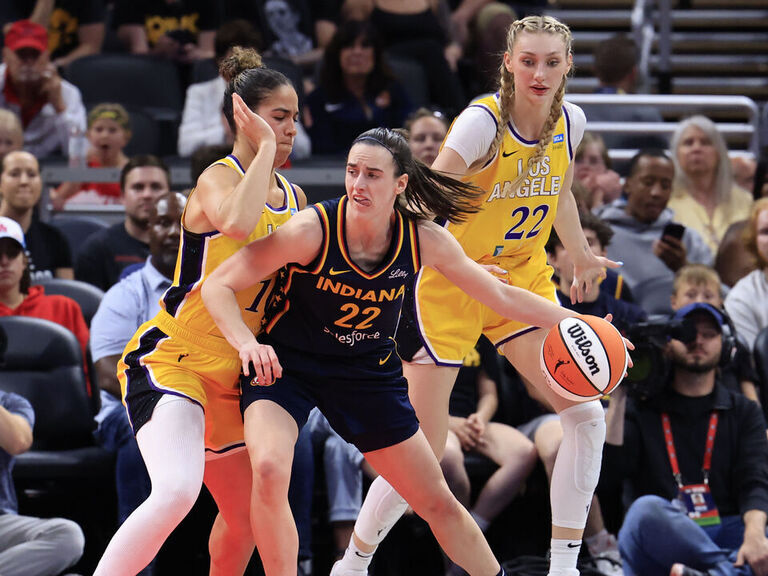 Clark scores career-high 30 in Fever loss to Sparks | theScore.com