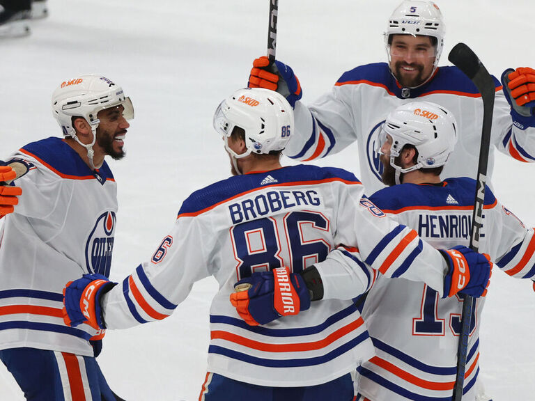 Oilers tame Stars to move within win of final | theScore.com