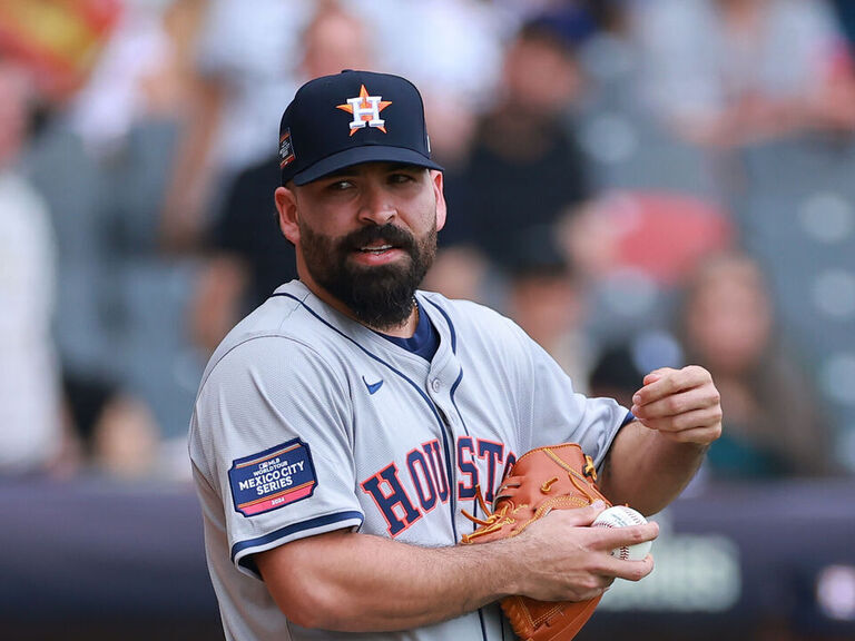 Report: Astros' Urquidy could need 2nd Tommy John surgery | theScore.com