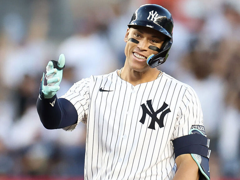 Judge returns to Yankees' lineup 2 days after getting hit on hand ...