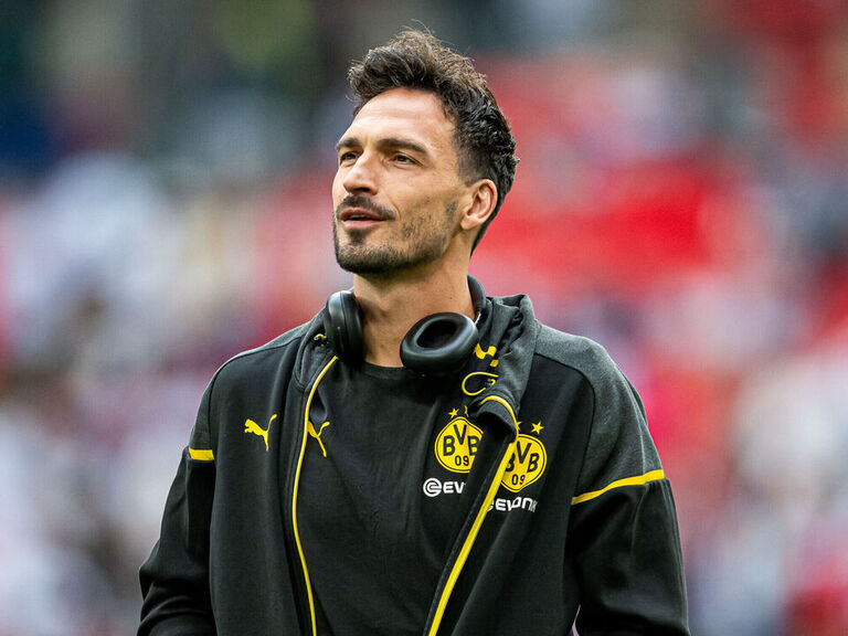 Hummels leaves Dortmund after 13 years | theScore.com