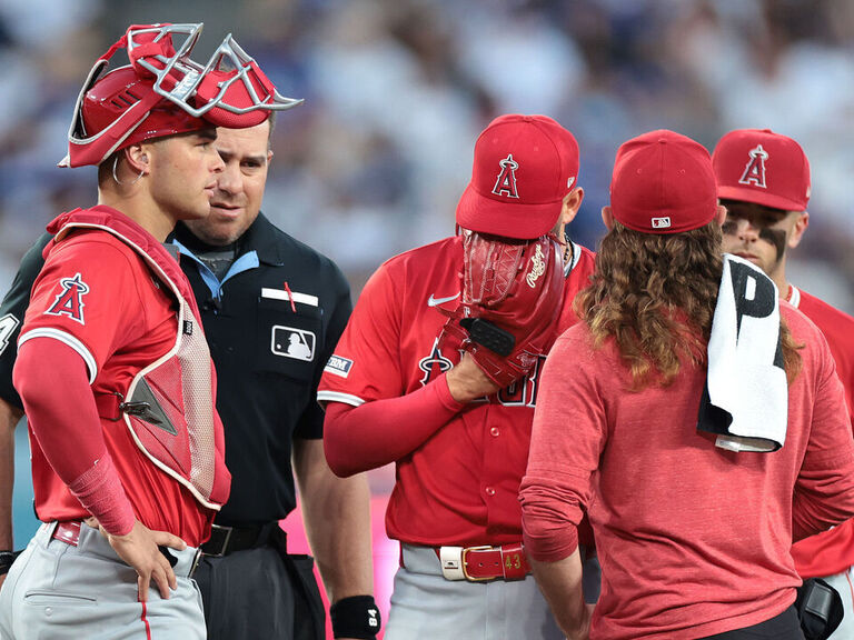 Angels' Sandoval to undergo Tommy John surgery on torn UCL | theScore.com