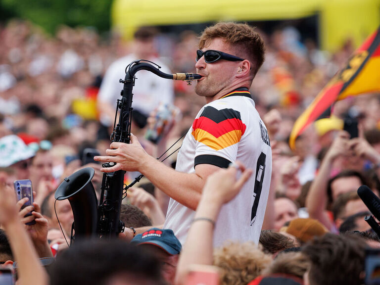 Meet 'Saxophone Guy,' the beloved fan uniting Germany at Euro 2024 ...